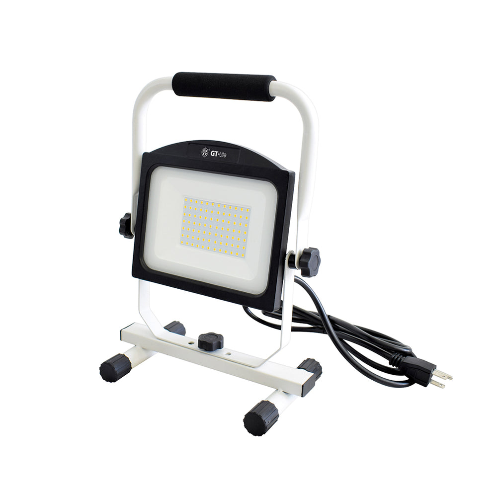 Corded LED Work Light with USB 5000 Lumen 50W